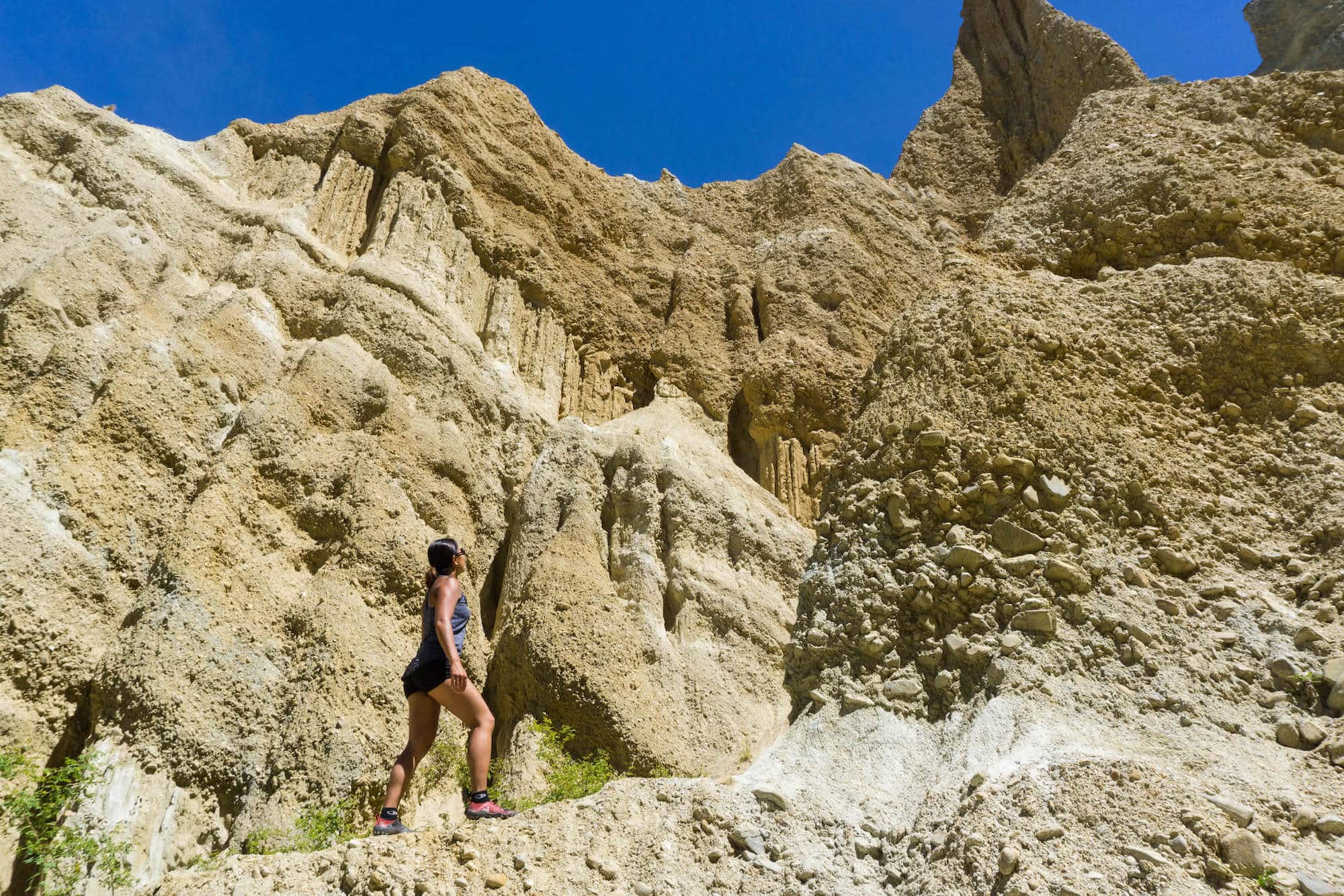 Getting To The Clay Cliffs In Omarama - A Geological Wonder