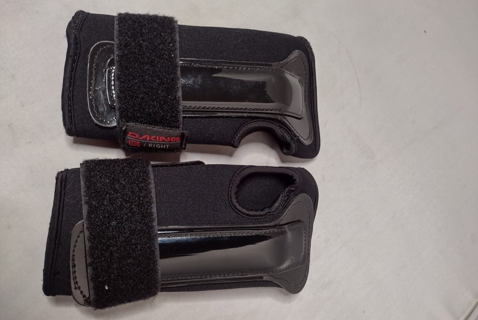 7 Best Snowboard Wrist Guards 2026 (Rider-Tested)